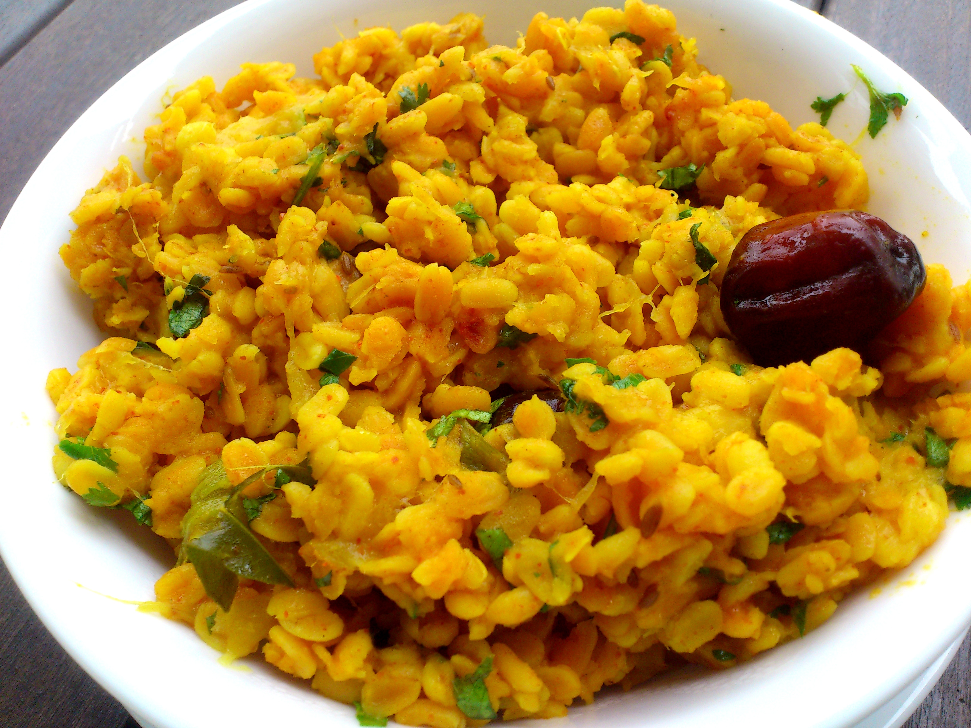 Rajasthani Mogar (Split Yellow Gram with Raw Mango) | Vegetarian Khana